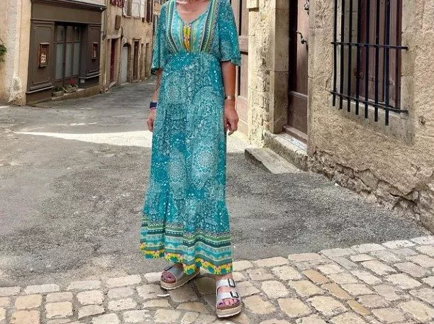 La robe bleue : comment la porter ? - Evangeline Lilly